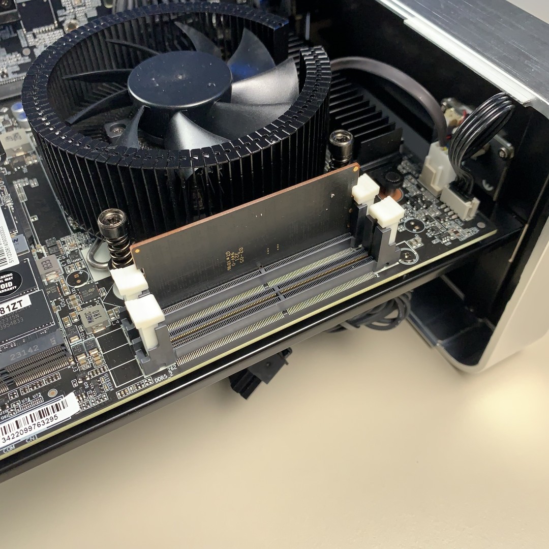 率先試玩 ZOTAC Magnus One - PCM