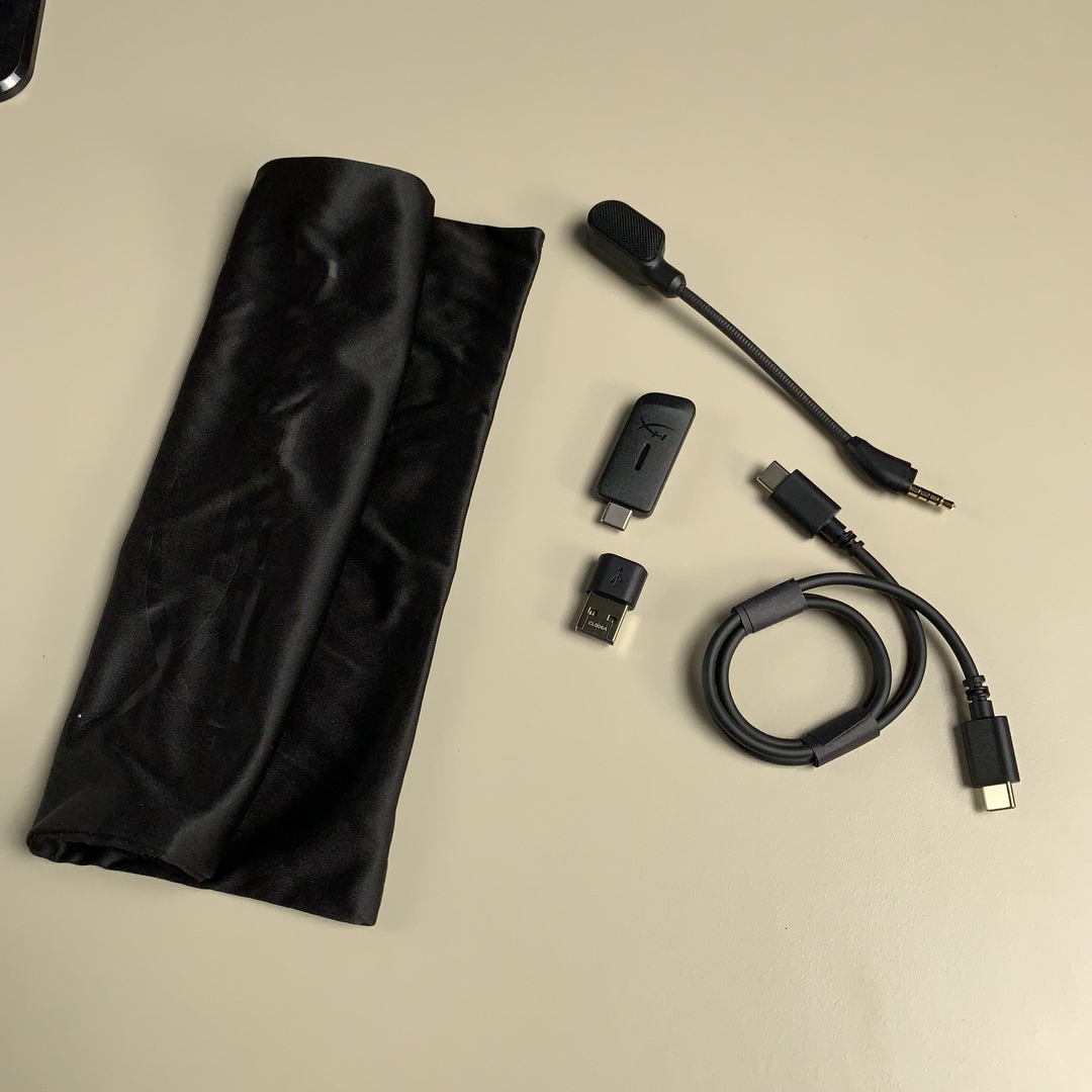 120 小時無線遊玩 HyperX Cloud III Wireless 開箱 - PCM