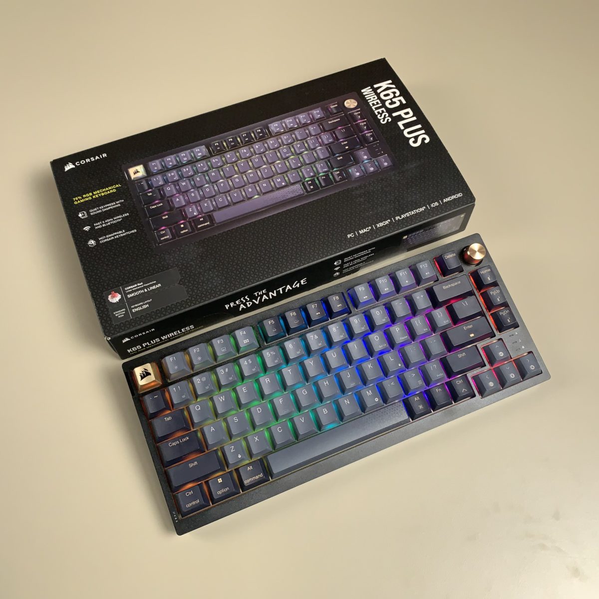 海盜船時尚新魅力 K65 PLUS Wireless 75% RGB 開箱 - PCM