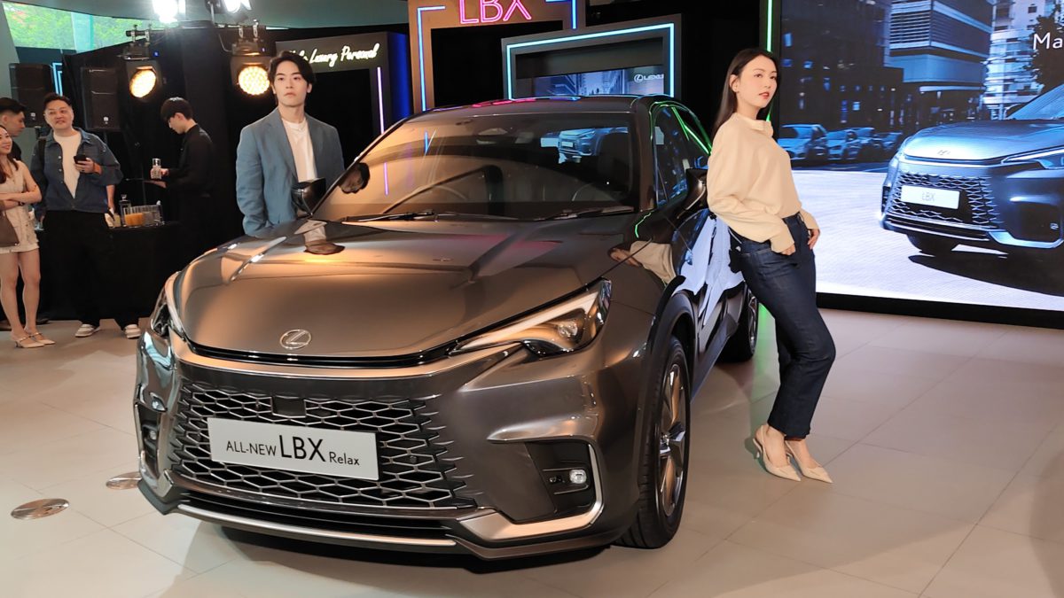 親民價 $33.9 萬起・Lexus LBX 小奢華混能 SUV 登場 - PCM